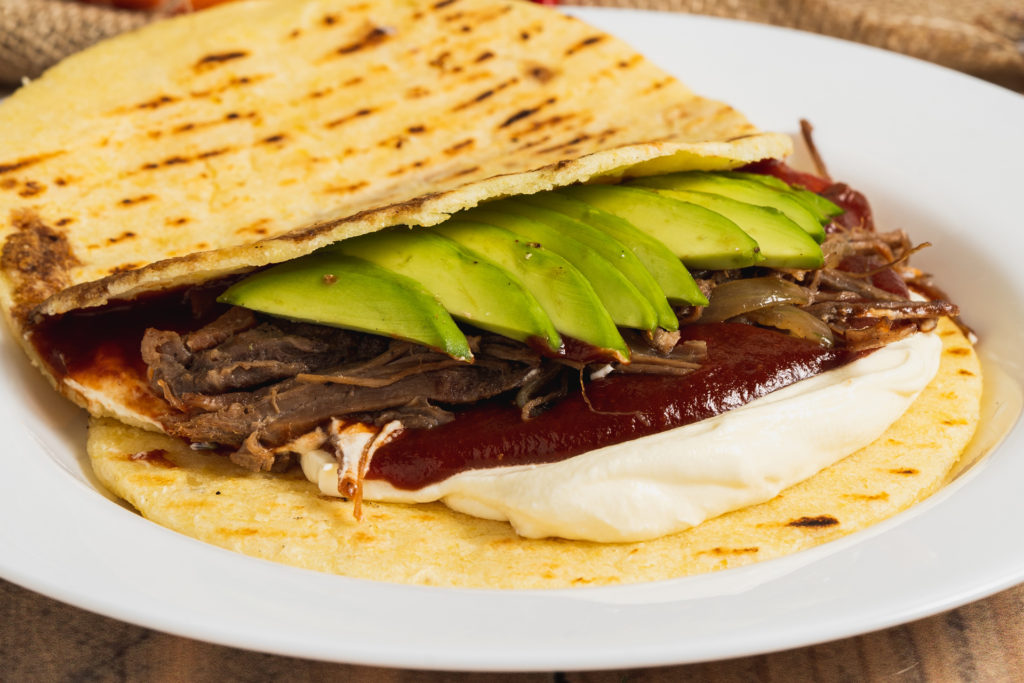 Arepa de Maíz Pelao El Pilón tipo Montañera | Productos El Pilón